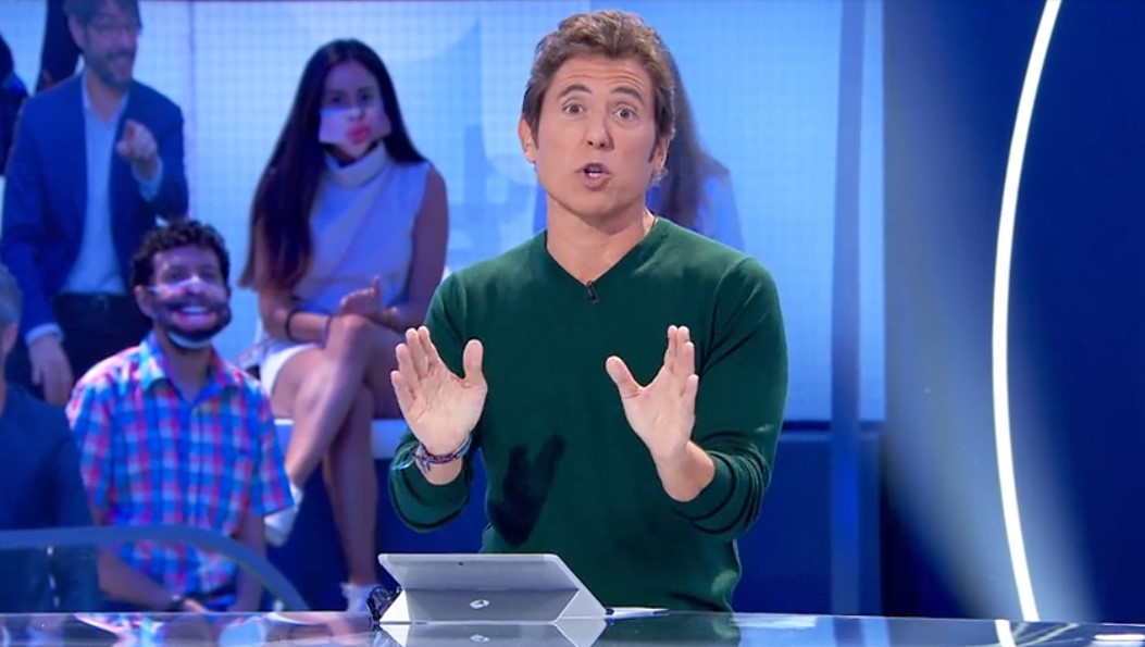 Así fue el breve paso de Manel Fuentes como presentador de 'Pasapalabra'