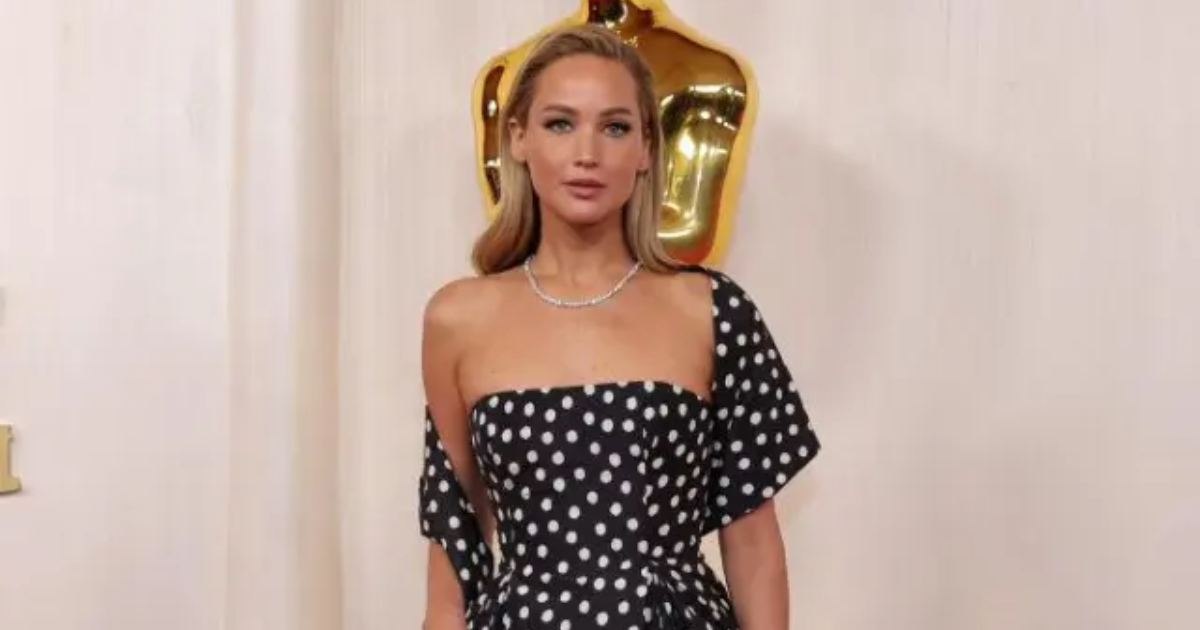 Cinco vestidos 'low cost' para ir a la Feria de Abril de lunares como el de Jennifer Lawrence en ...