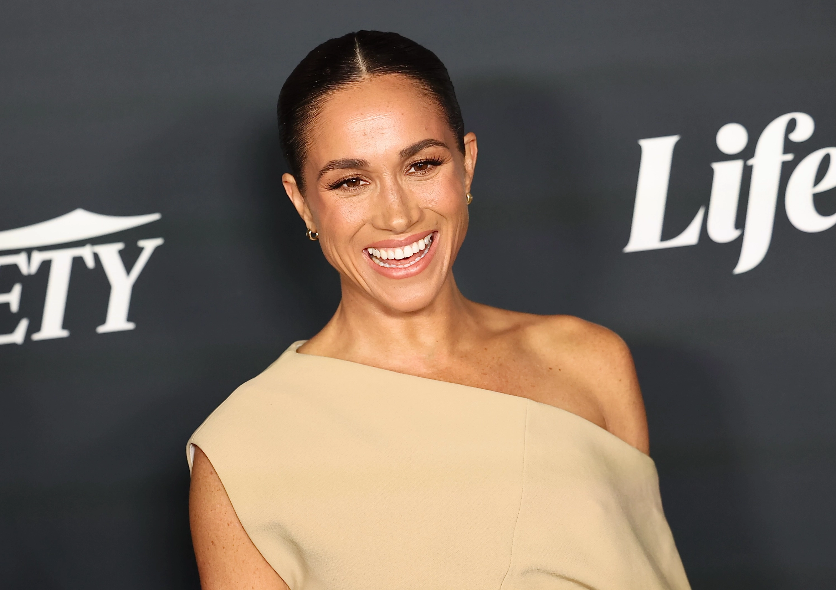 Meghan Markle sorprende con su increíble español: "Lo aprendí hace ...