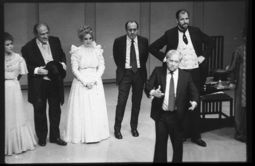 José María Pou: "Ingresar a los padres en una residencia crea un ...