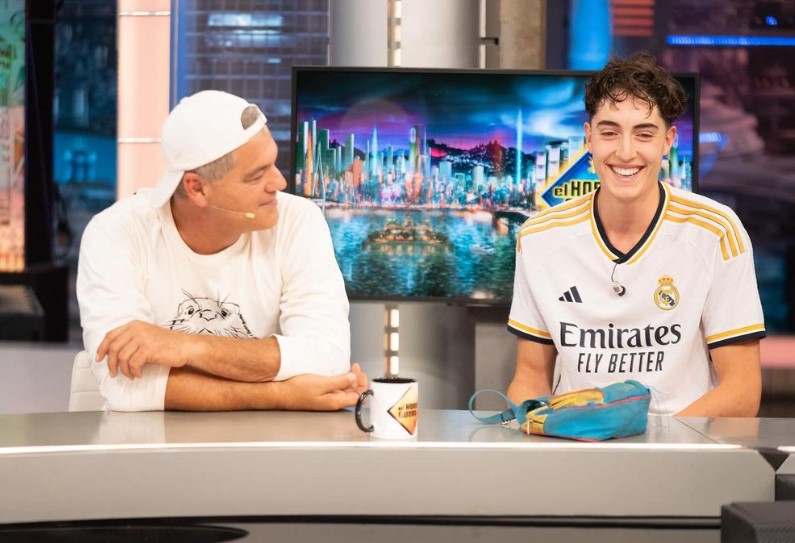 El youtuber Plex sorprende a Frank Cuesta en 'El Hormiguero'