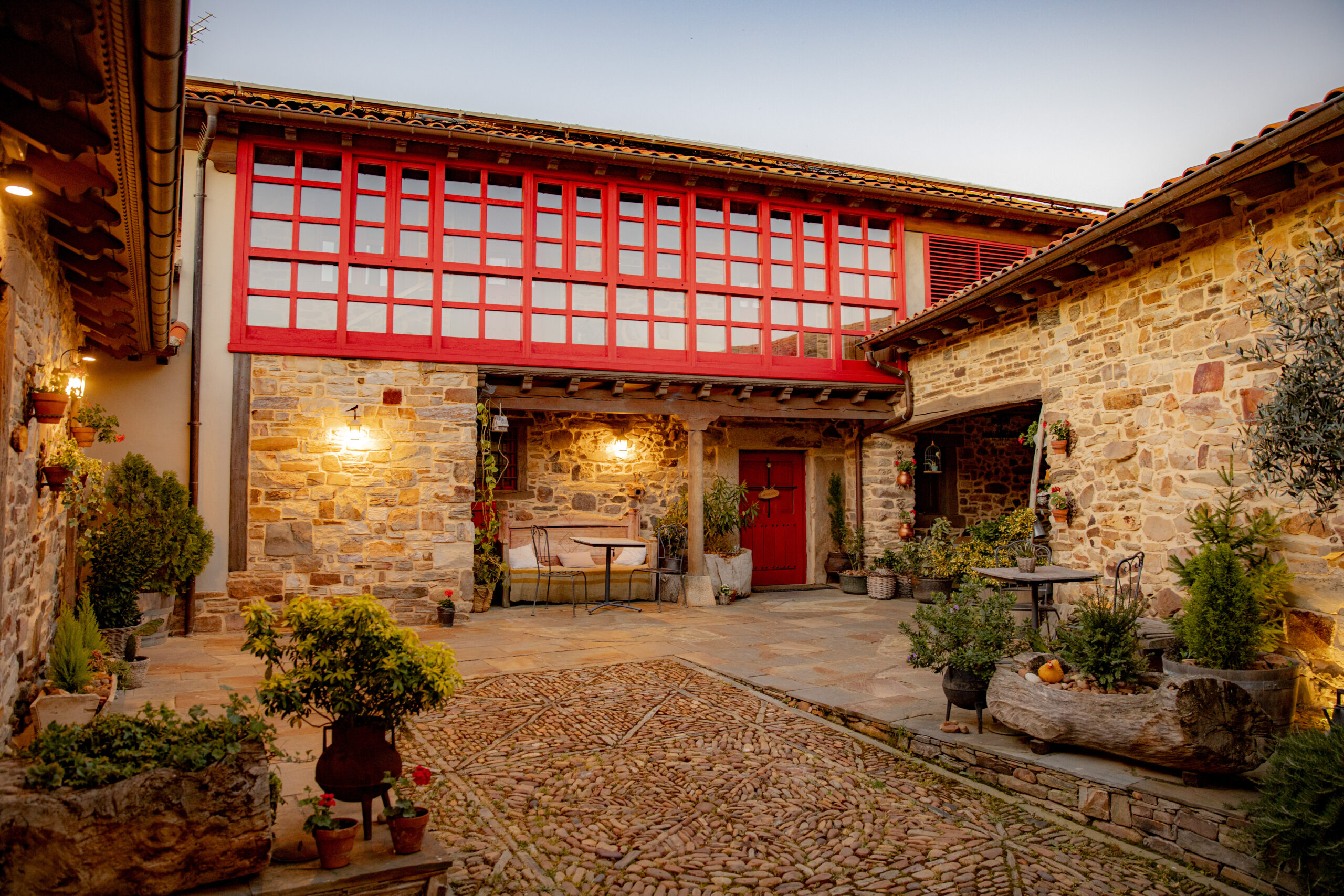 El hotel más acogedor de España está en este pueblo de León: naturaleza ...