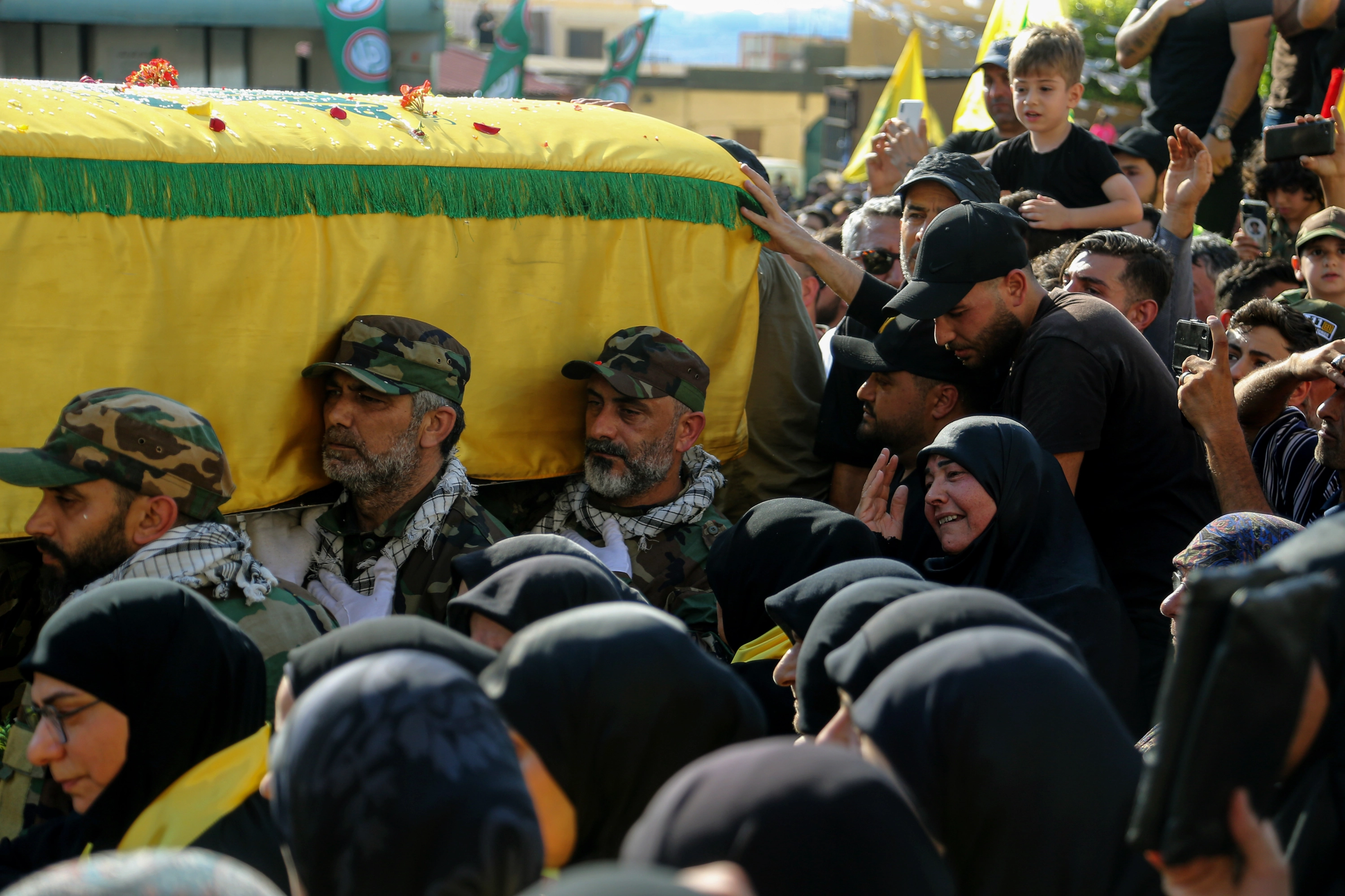 Hizbulá amenaza a Israel con ataques más "intensos" y "fuertes"