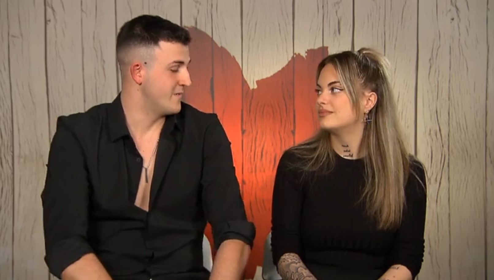 Ruth desconfía desde el primer momento de su cita en 'First Dates': "Me ...