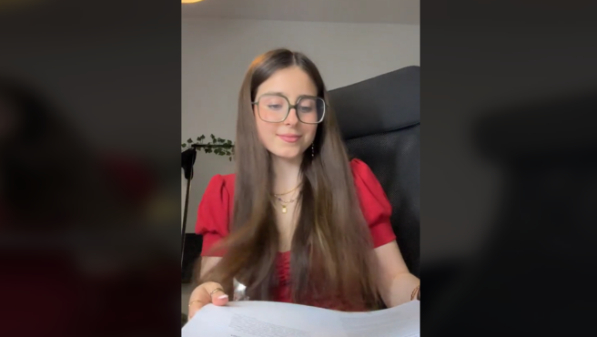 La 'tiktoker' viral por hacerle la comida a su novio Pablo va más allá ...