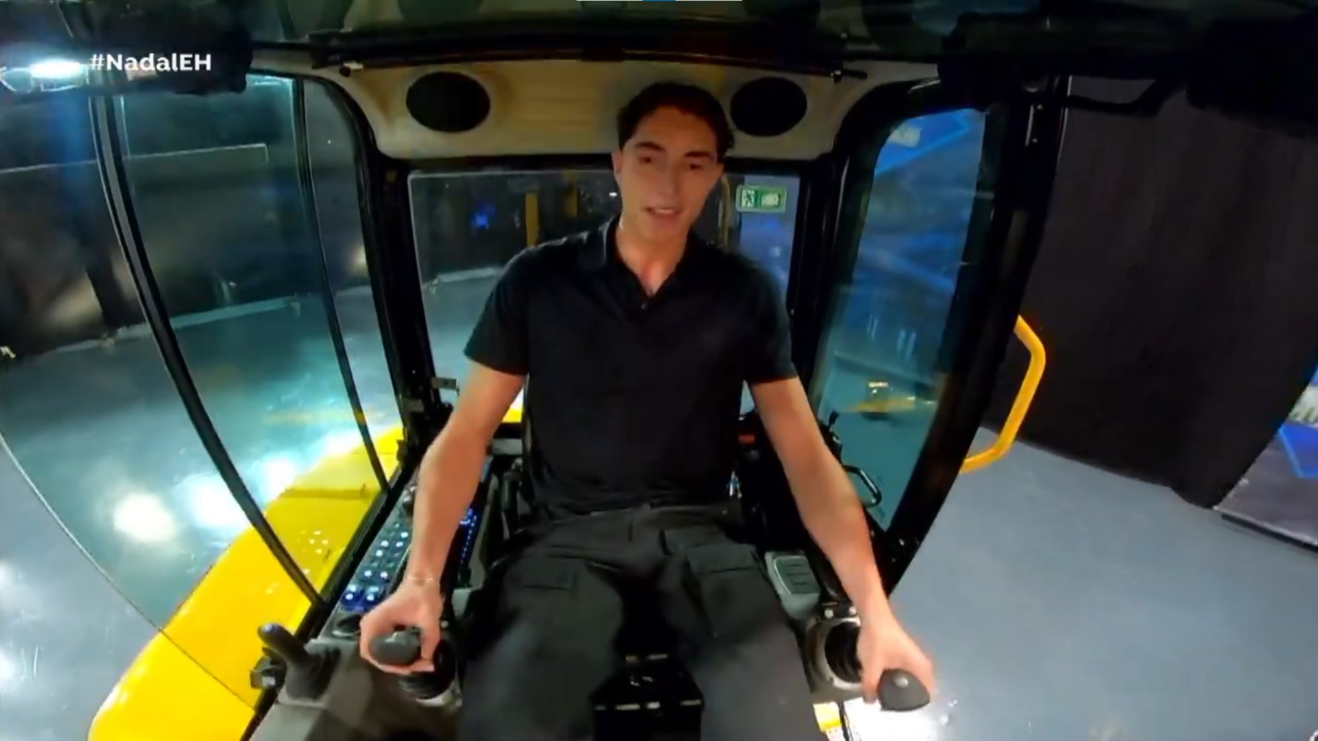 Plex debuta en 'El Hormiguero' pidiéndole a Pablo Motos que le entierre ...