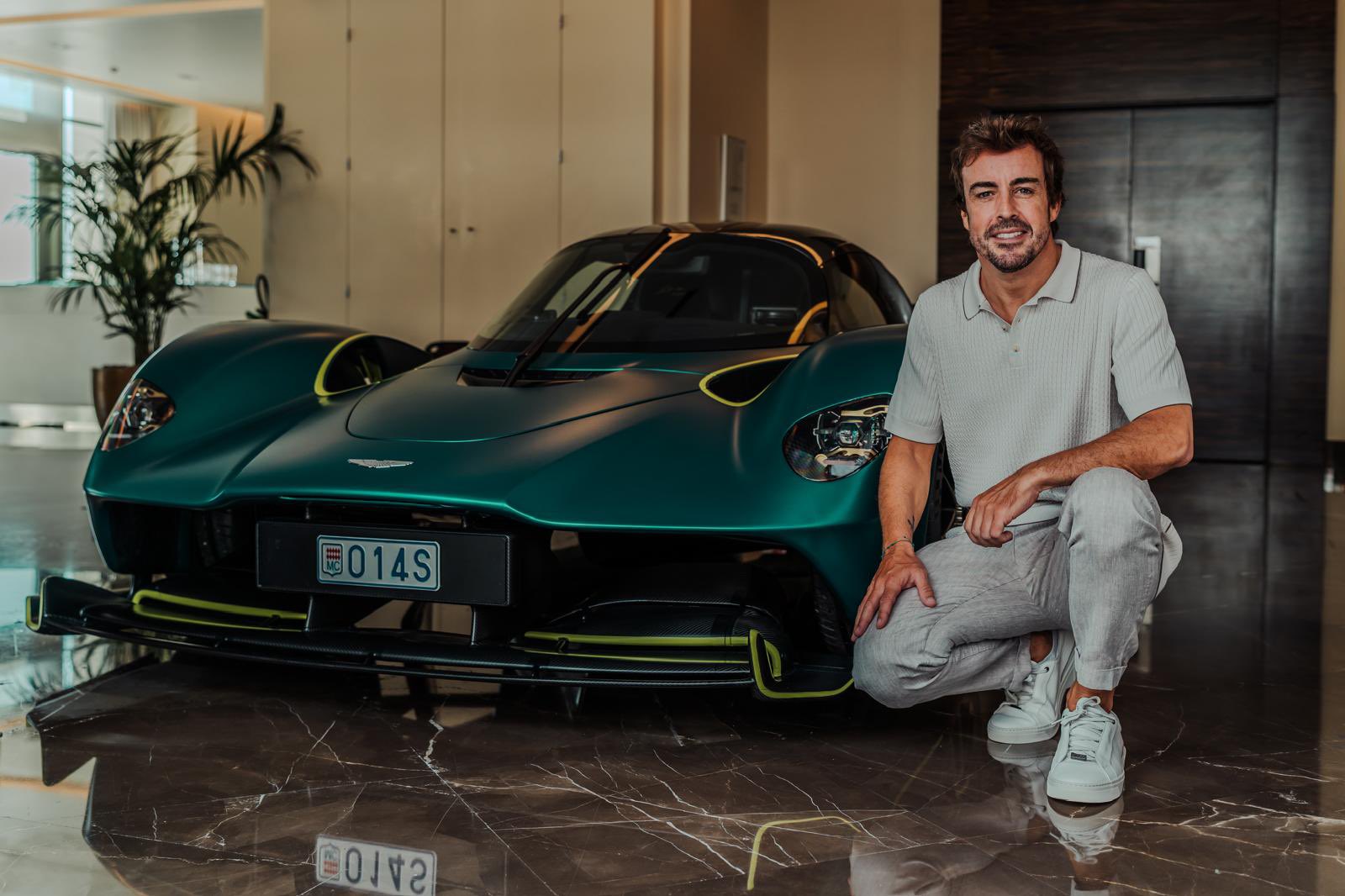 Tecnología punta, motor Mercedes y más aerodinámico: así es el nuevo coche de F1 de Fernando Alonso
