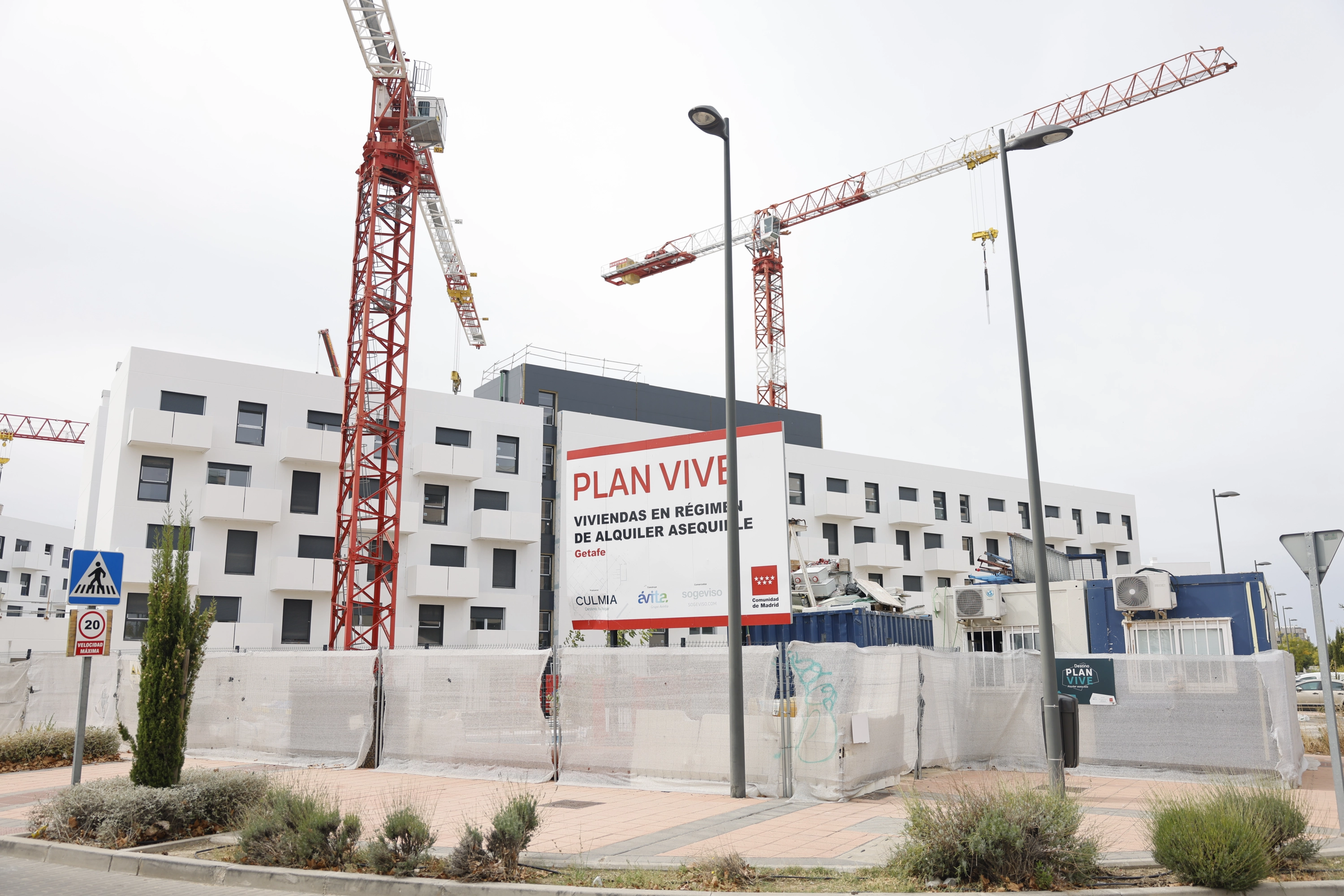 Rodrigo entrega los primeros pisos del Plan Vive en Getafe y espera terminar 414 este año