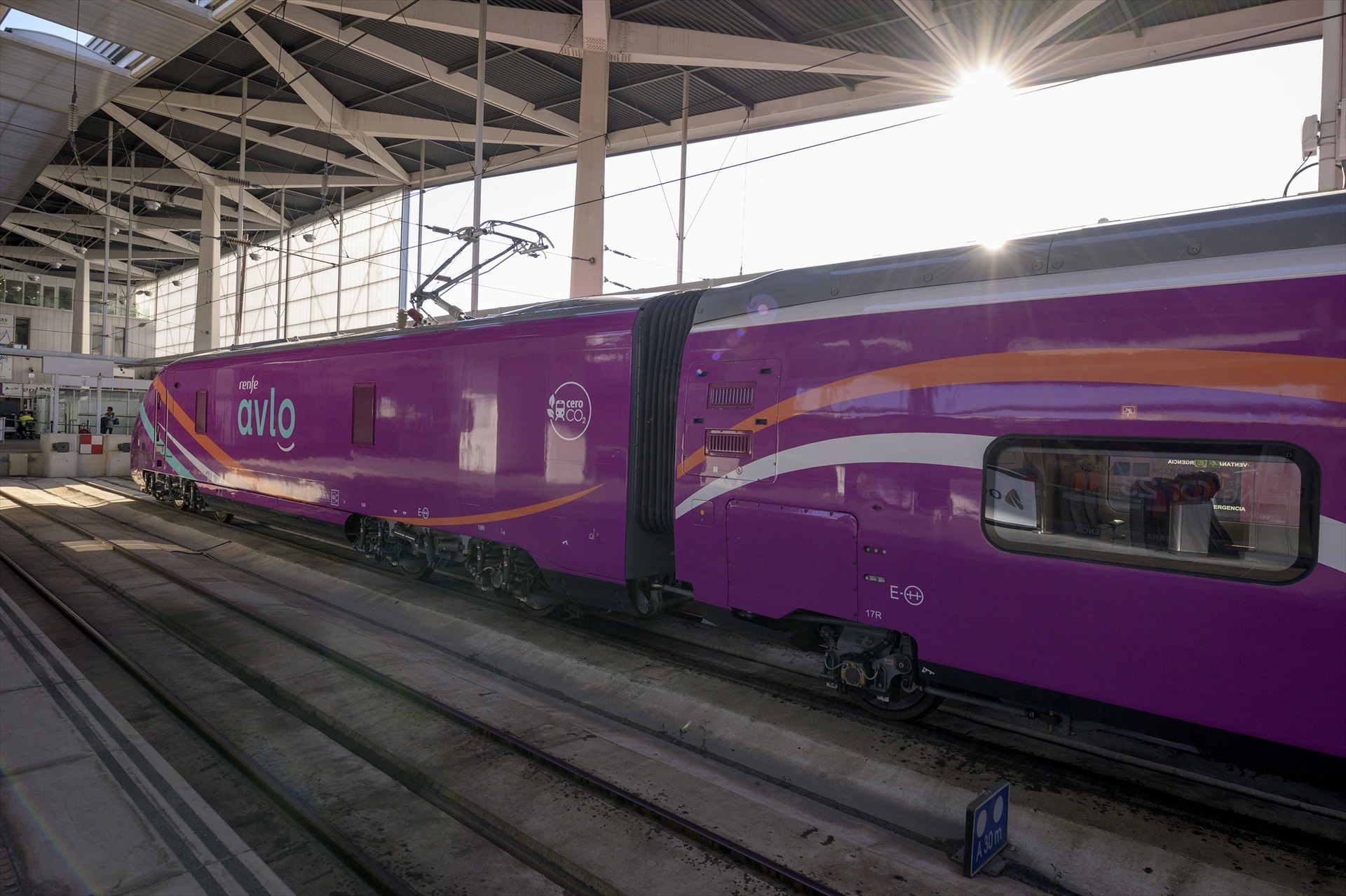 Renfe transporta 3,4 millones de pasajeros en el primer semestre de los ...