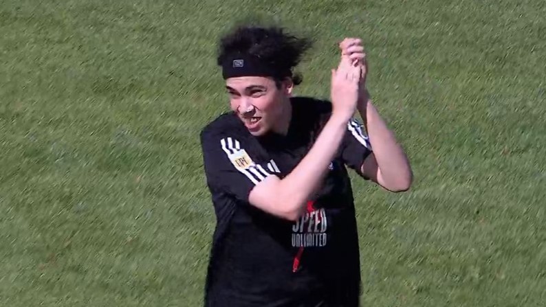 Surrealista debut en la Primera División argentina del 'streamer ...