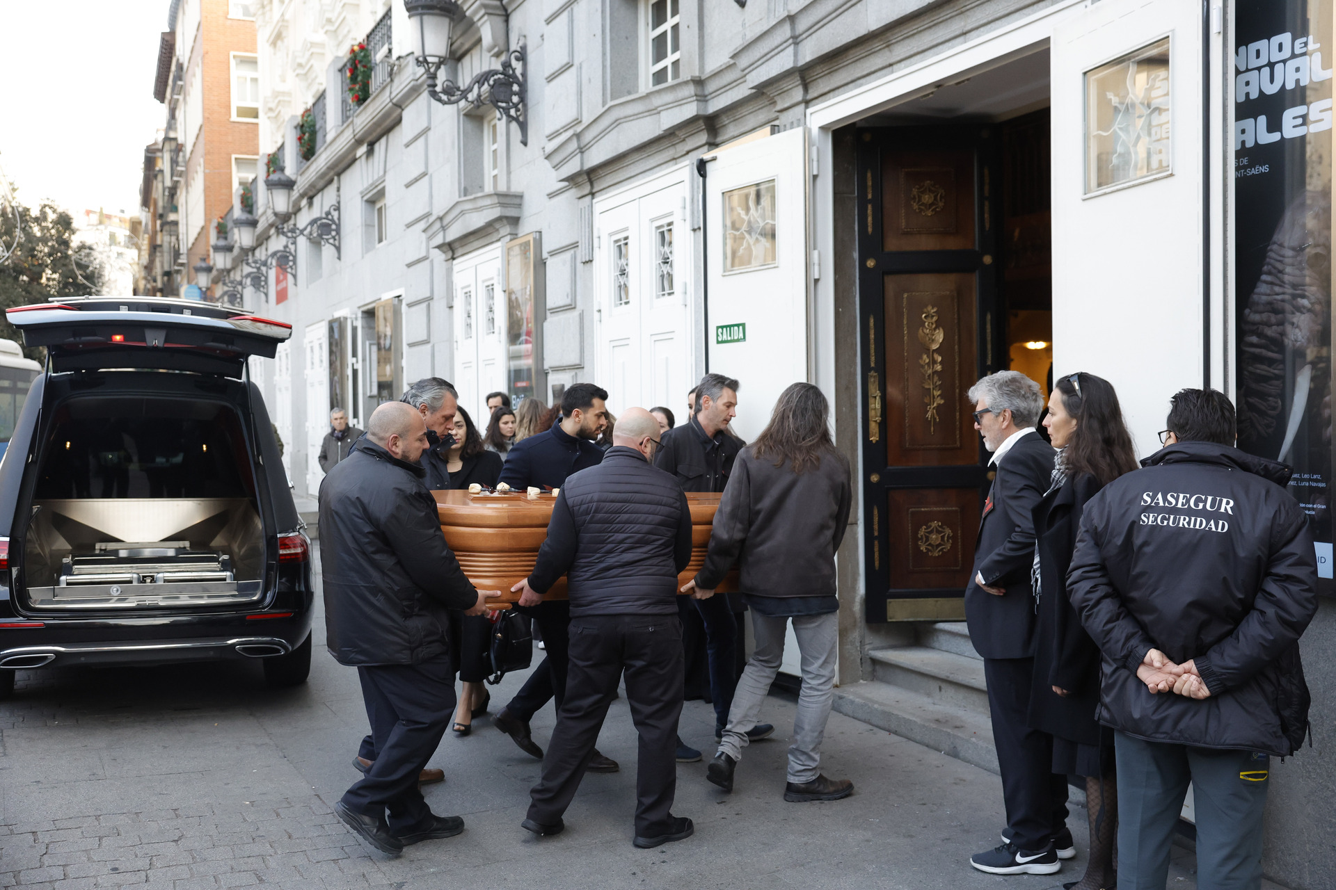 Fotos: El cine y la escena despiden a Marisa Paredes: las fotos de la ...