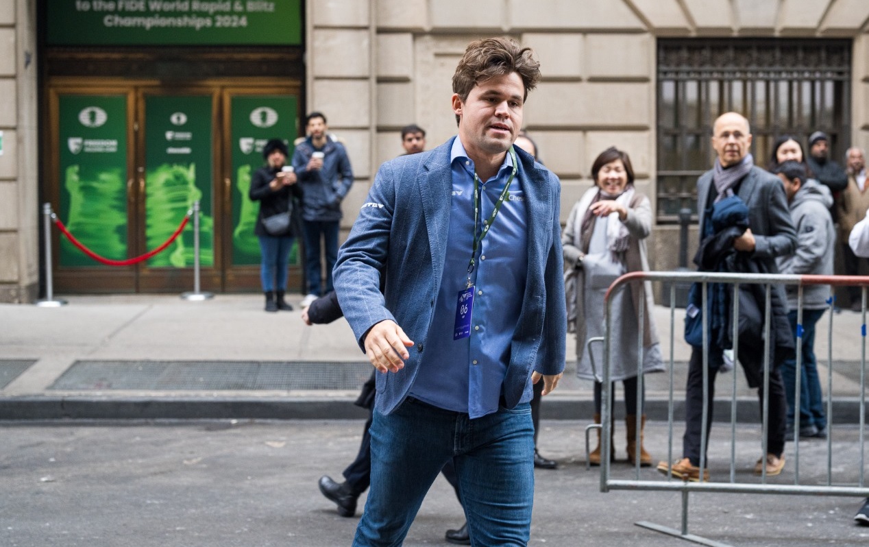 Magnus Carlsen y Ian Nepomniachtchi hacen historia: se plantan en plena ...