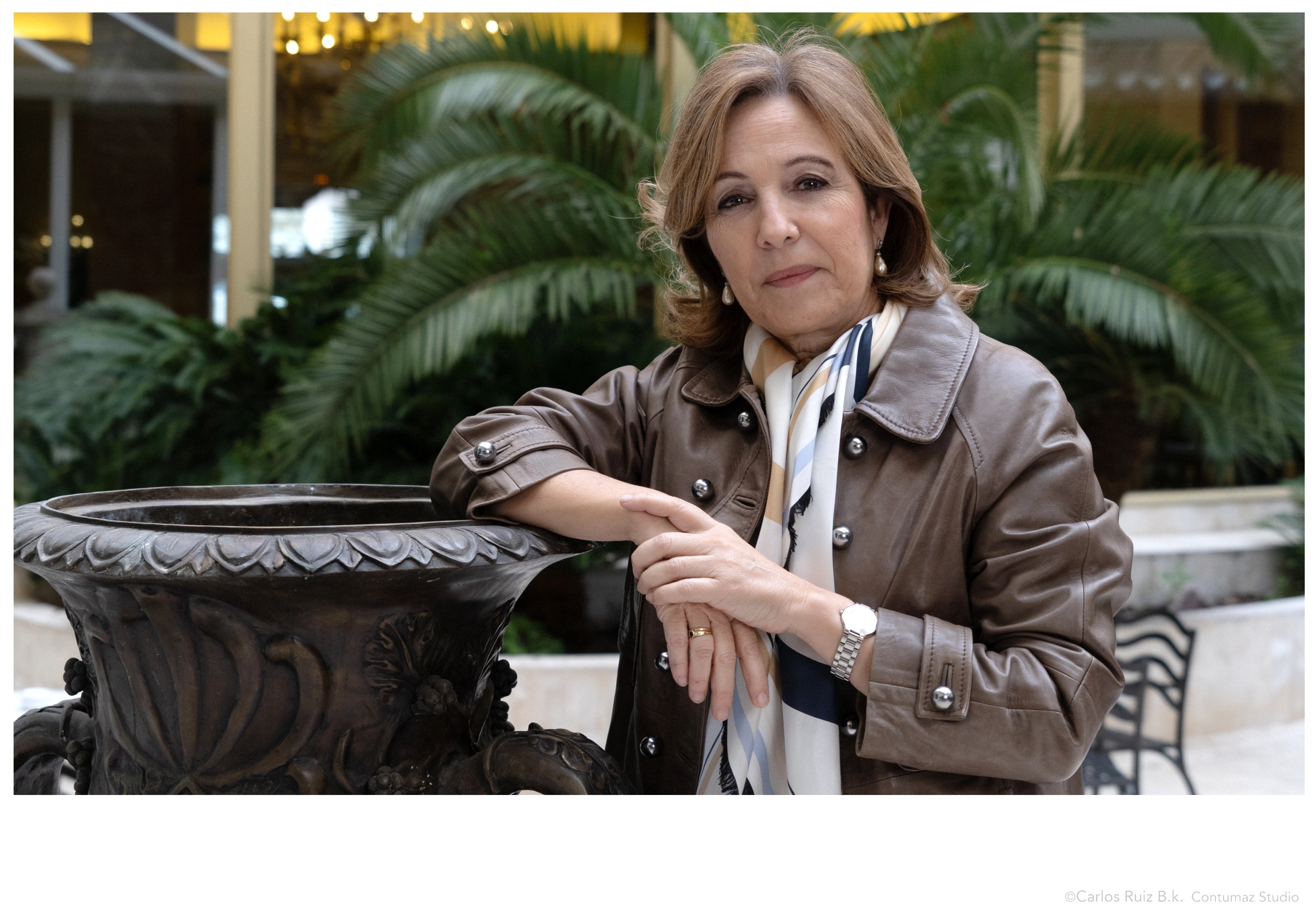 Reyes Calderón publica 'Los crímenes del caviar': "La novela negra y el ...