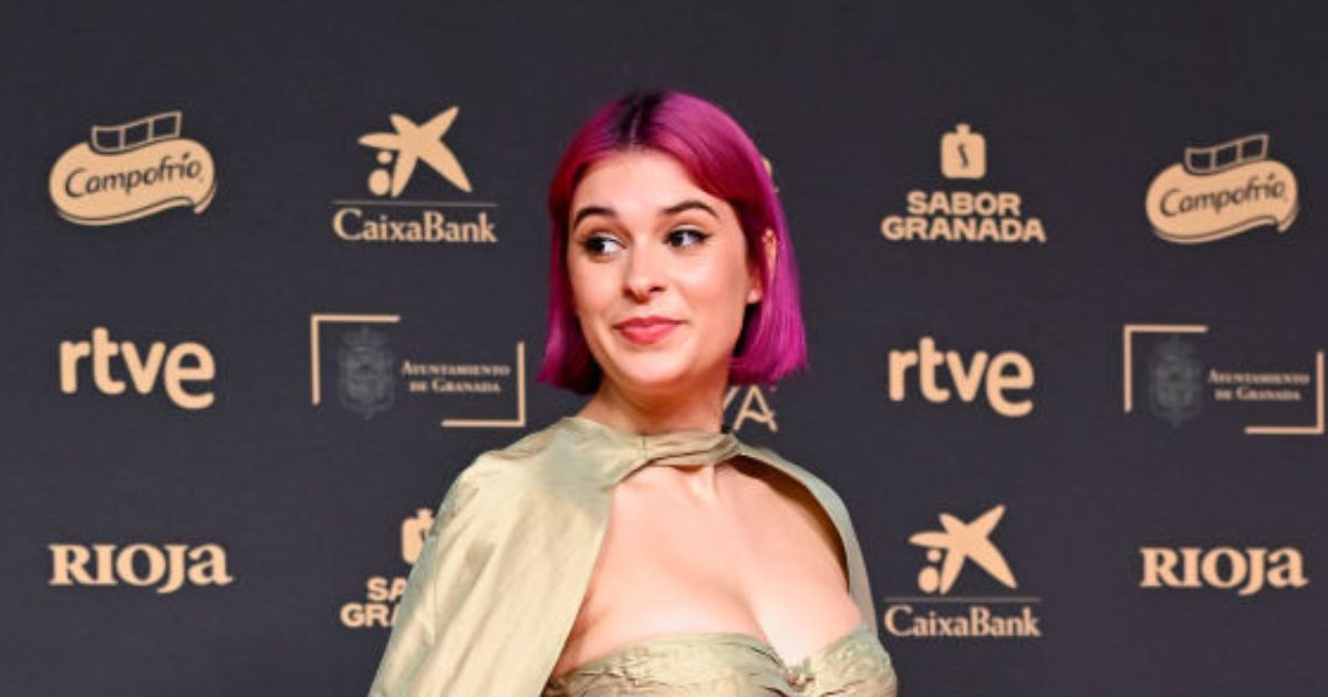 Redirecting to /mujer/moda/dora-postigo-bimba-bose-premios-goya ...