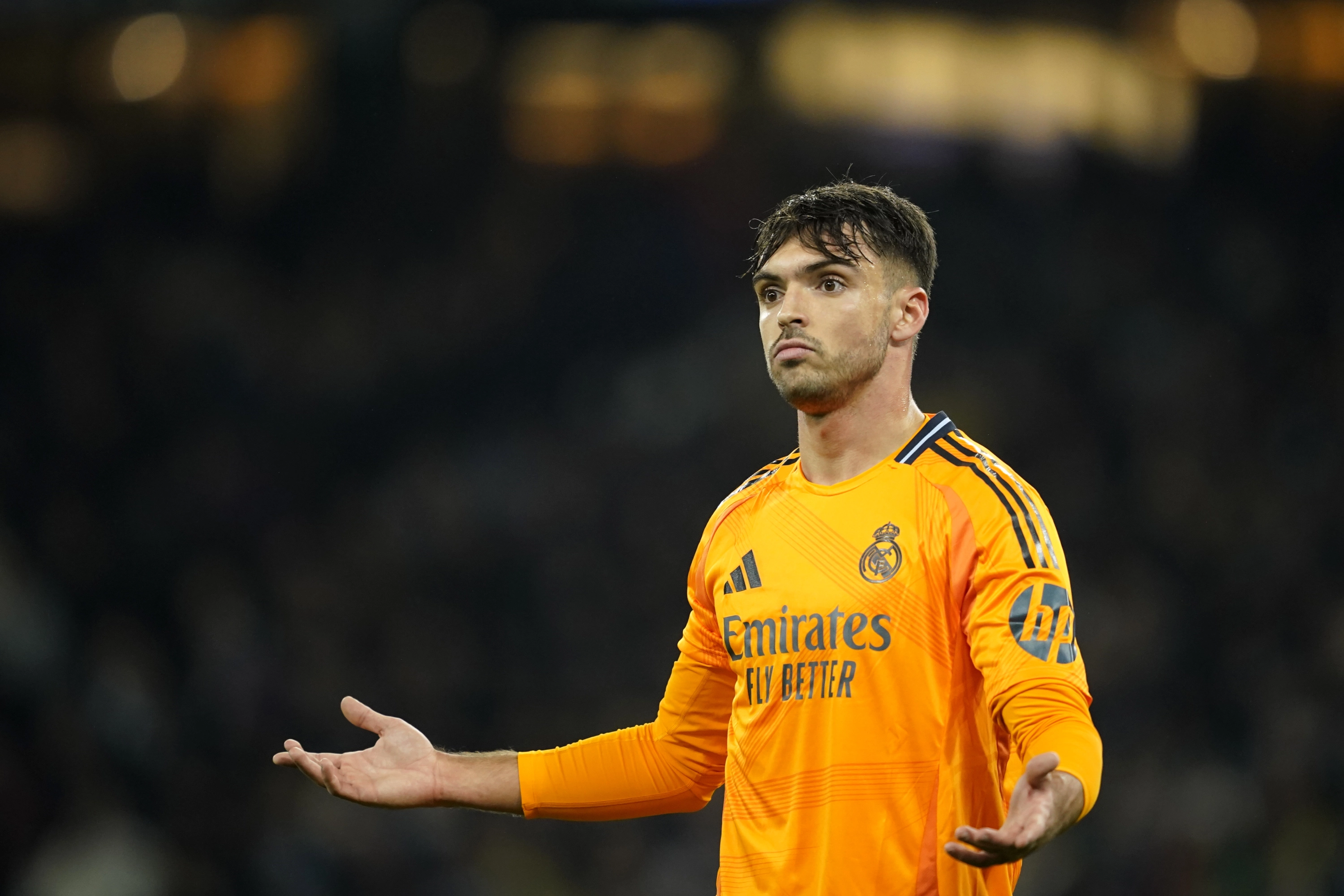 Florentino Pérez se implica personalmente en el caso de Raúl Asencio ...