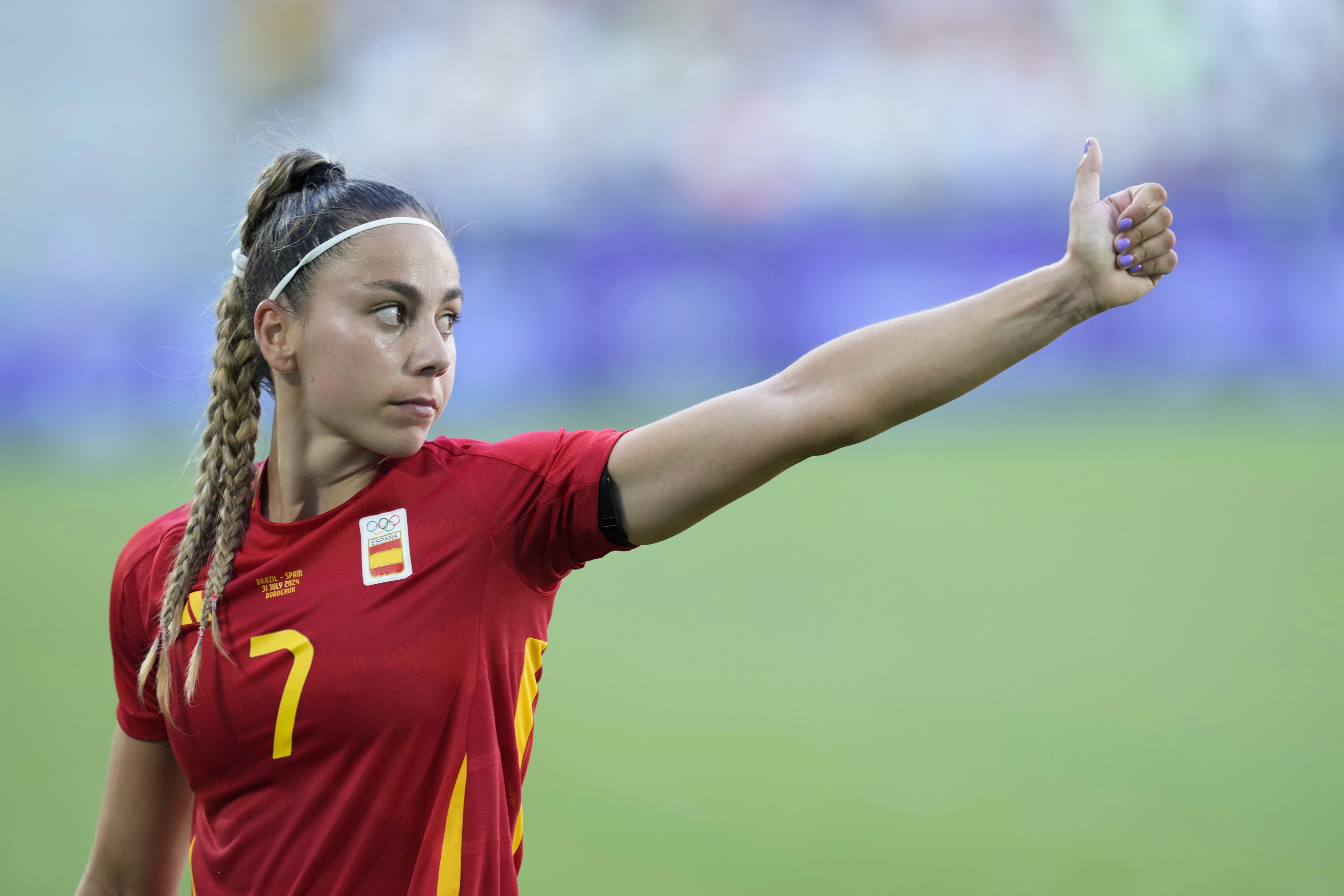 Athenea y los que le llaman "del Caudillo" por una foto en el Valle de ...