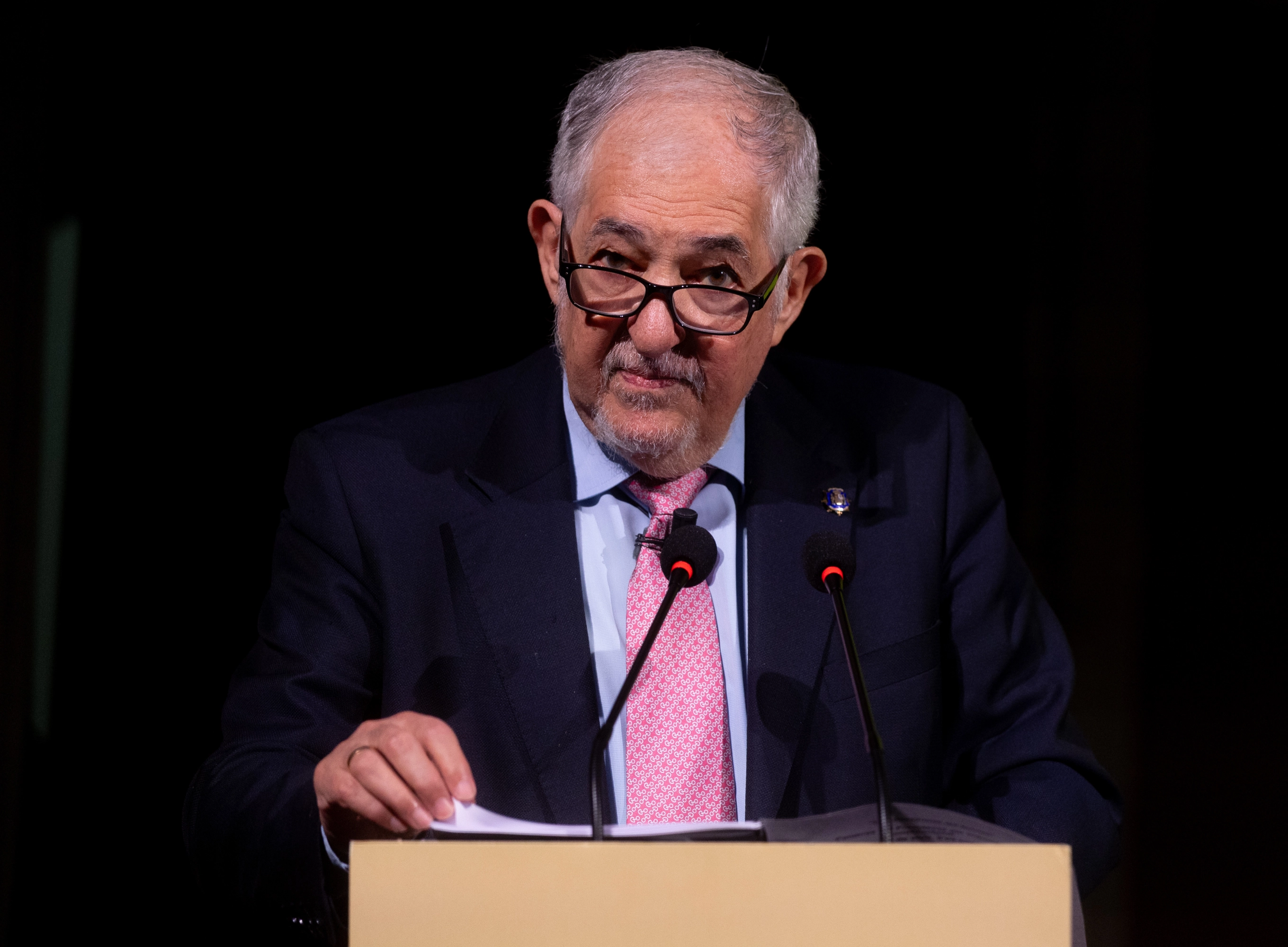 Conde-Pumpido rectifica y dice que el Constitucional no impedirá que la ...