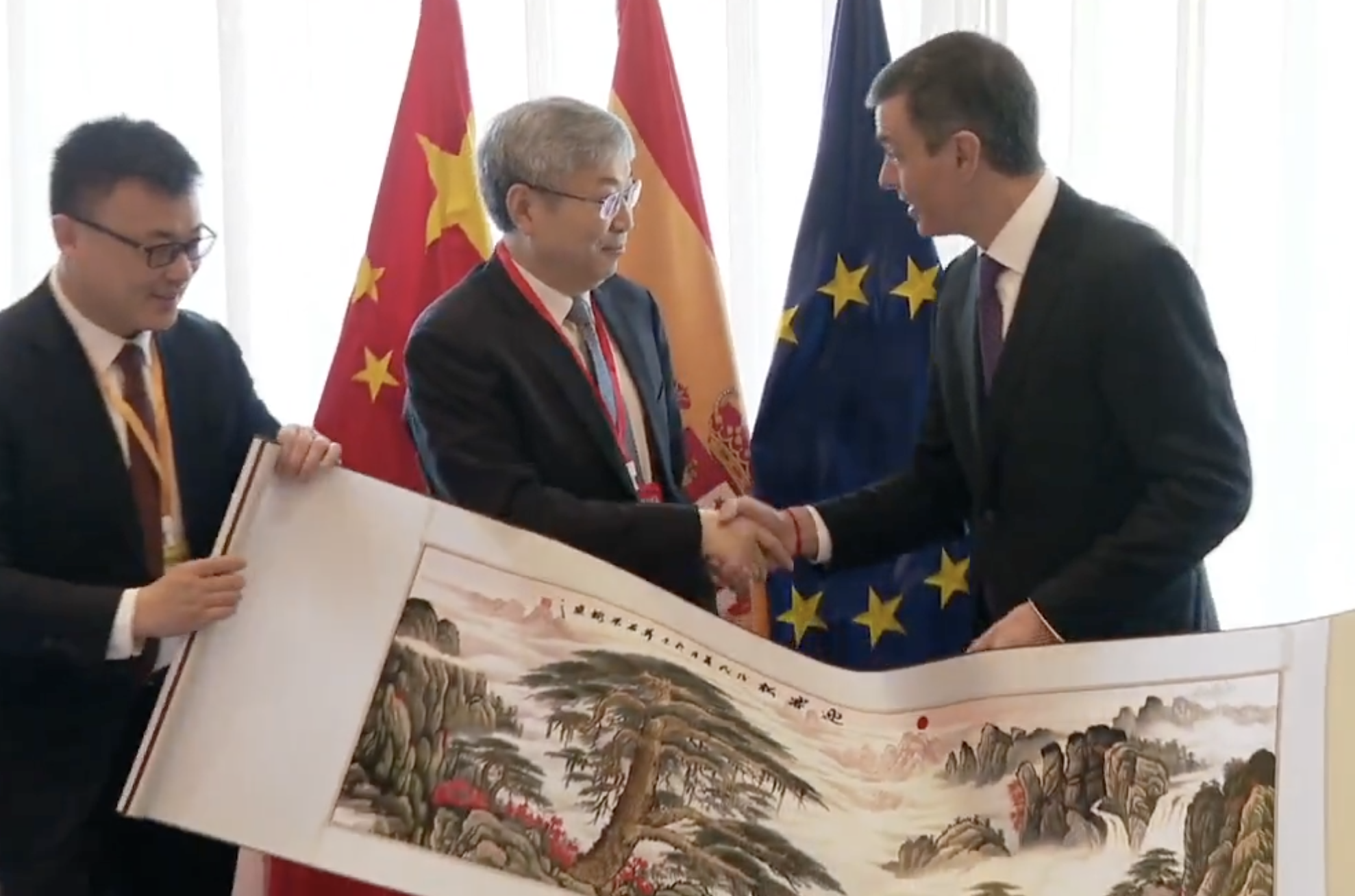 El PP afirma que el viaje de Sánchez a China daña la posición internacional de España