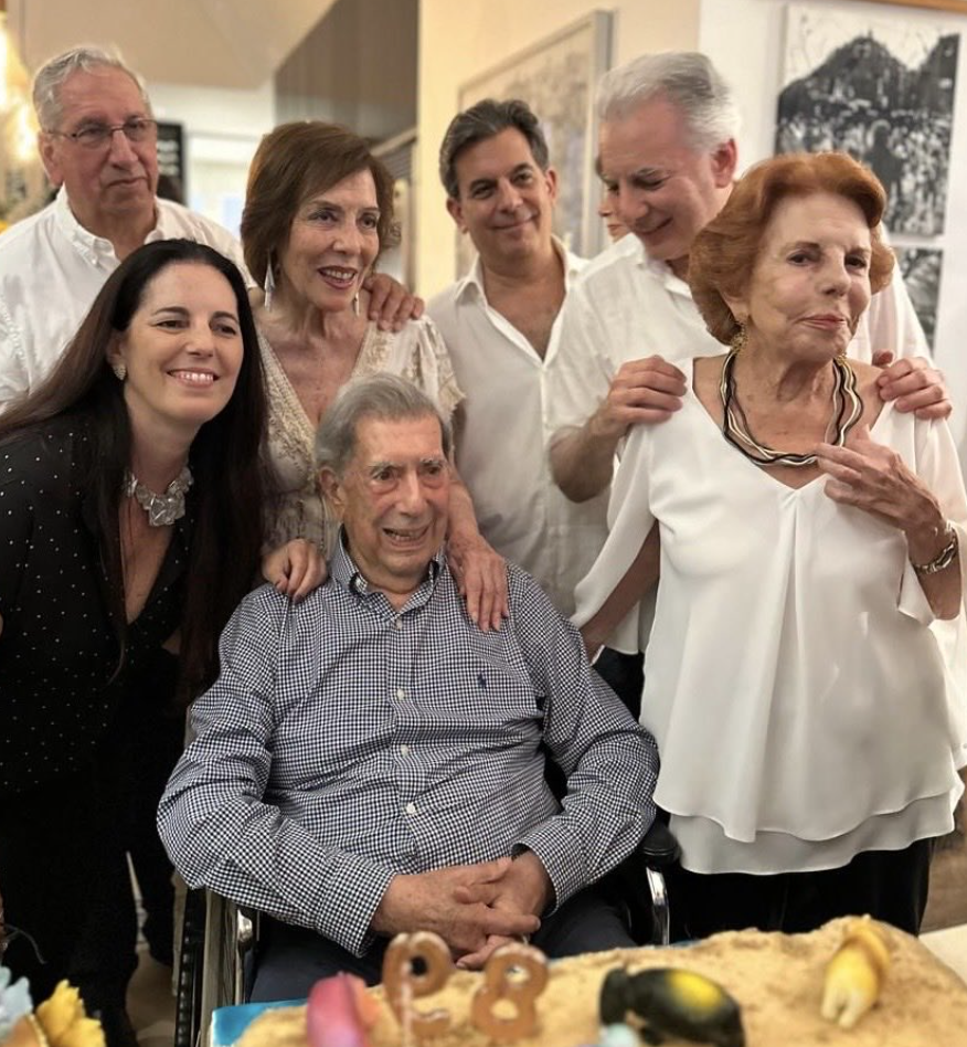 Mario Vargas Llosa y el patrimonio millonario que construyó tras ...