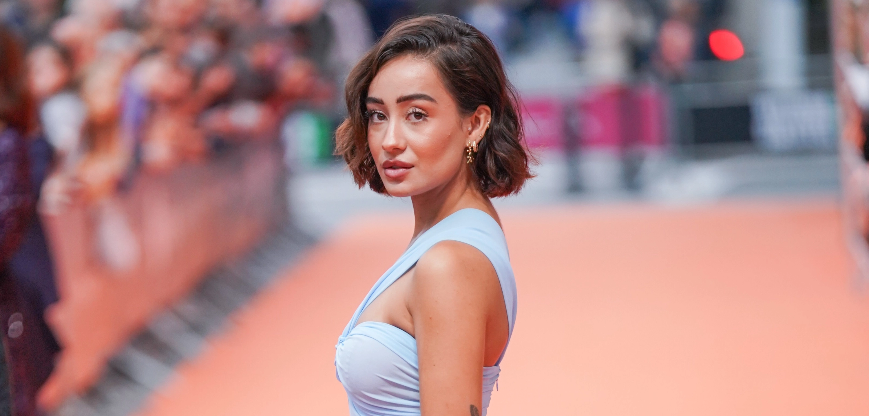 Tres pisos, patio, terraza... Así es, al detalle, la casa de Marina ...