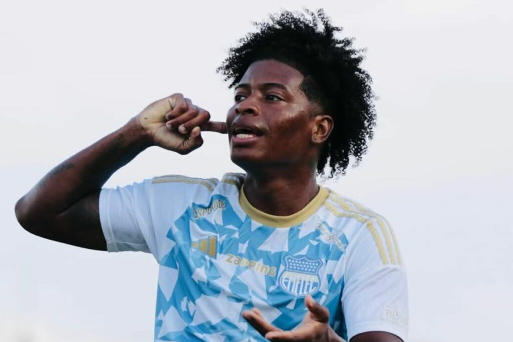 Secuestran a la esposa e hijo del futbolista Jackson Rodríguez en su ...