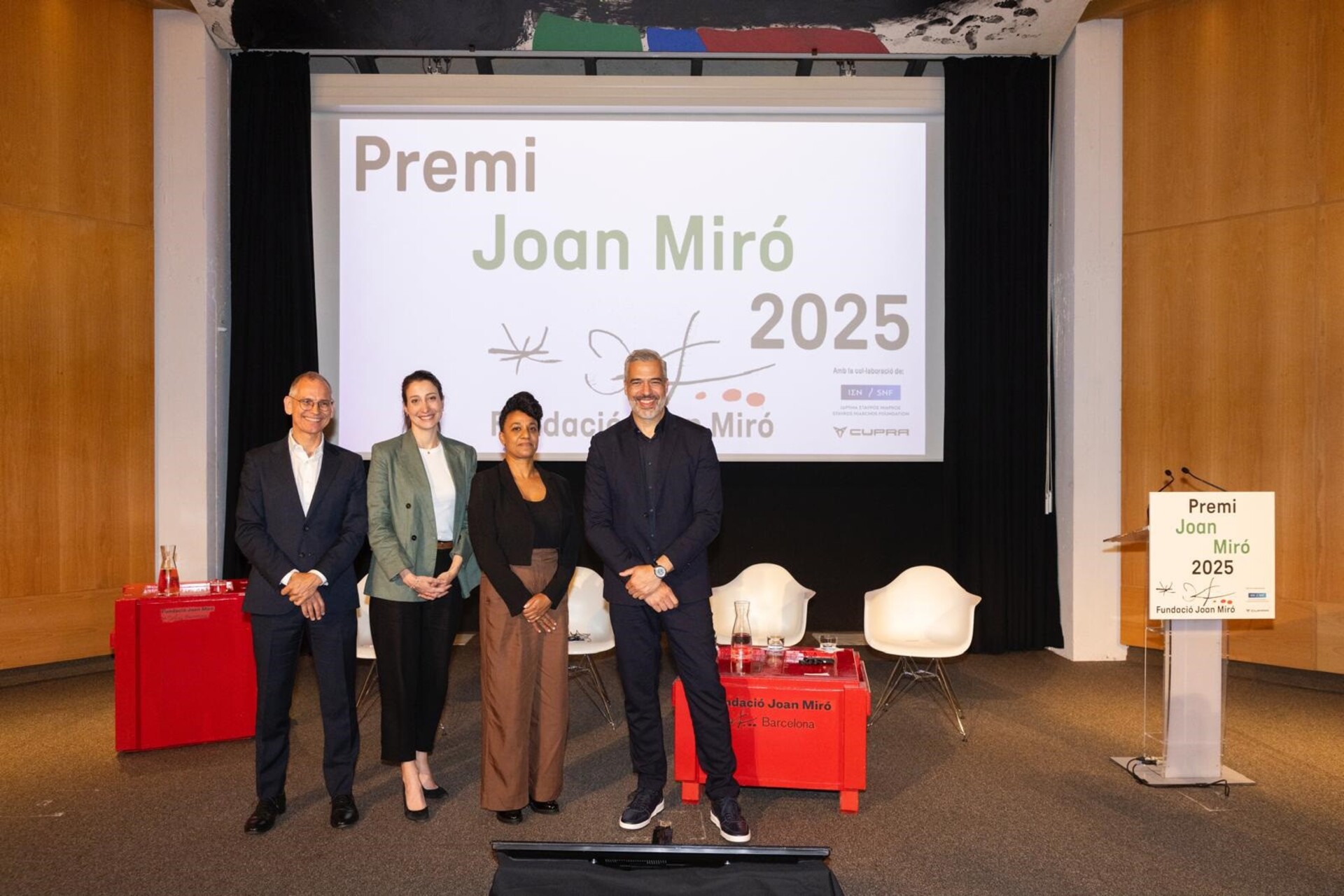 La artista Kapwani Kiwanga gana el Premio Joan Miró 2025 de arte contemporáneo