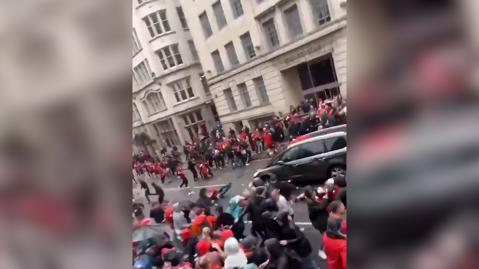 Los vídeos del atropello masivo en Liverpool en la celebración de la Premier League: se llevó a ...