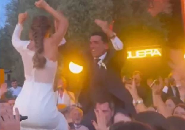 Todos los detalles de la boda de Jaime Lorente y Marta Goenaga, al descubierto: imágenes del ...
